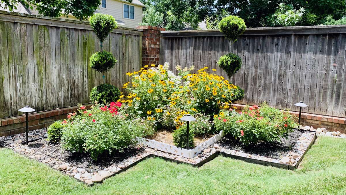 Tulsa Patio Design + Build with Year-Round Landscape Lighting ...